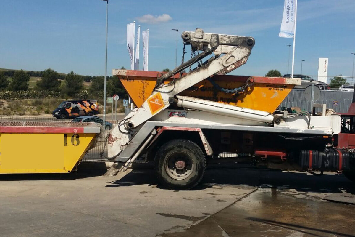 Alquiler de contenedores para escombros - Contenedores Las Rozas